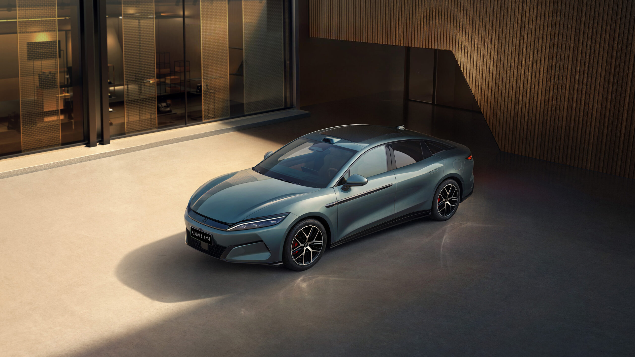 BYD HAN L DM – BYD Moldova